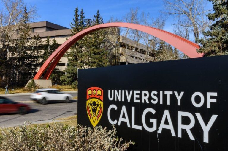 University of Calgary International Entrance Scholarship 2026 Canada ...